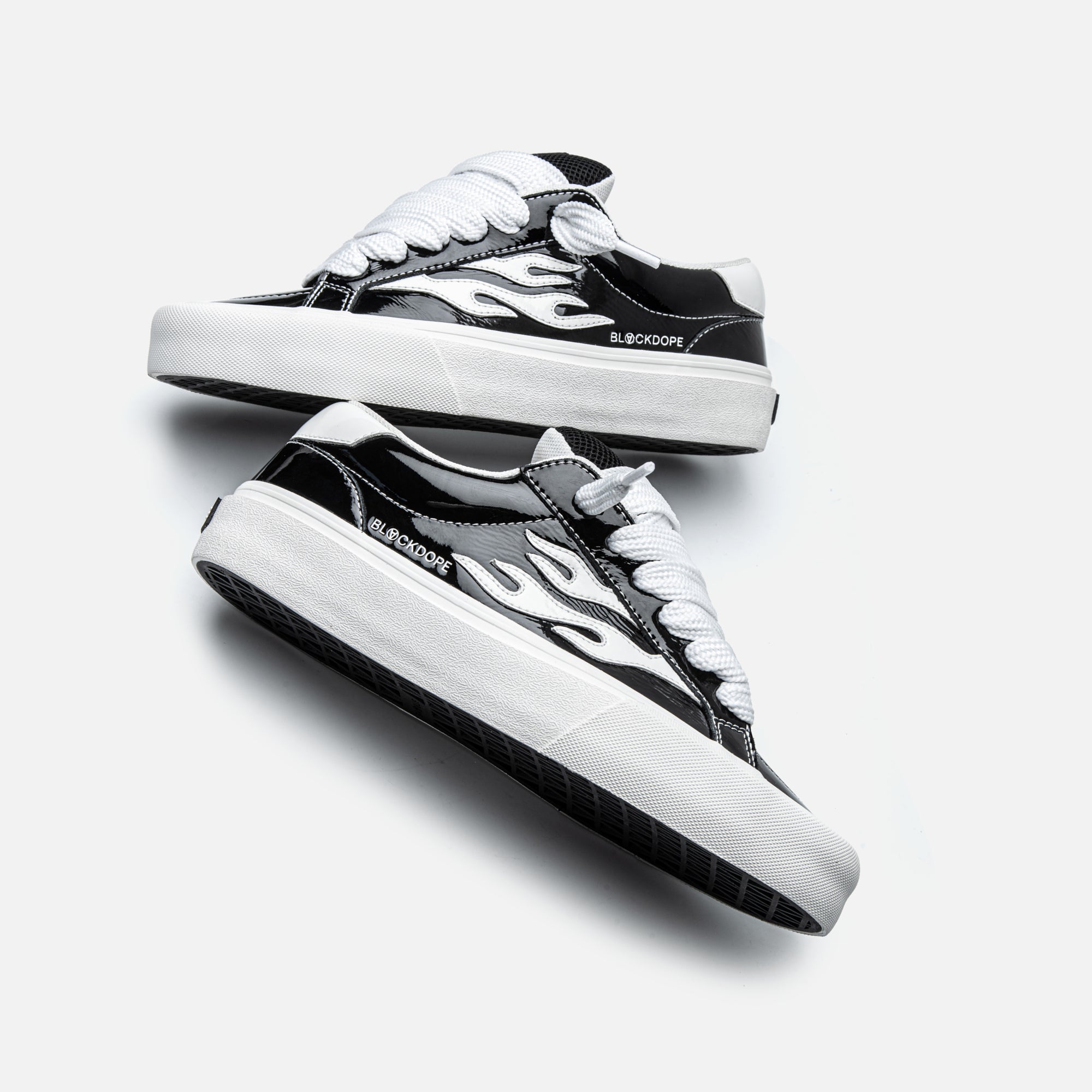 LOGAN PUFF | Low Top Skate Shoes | STRAYE