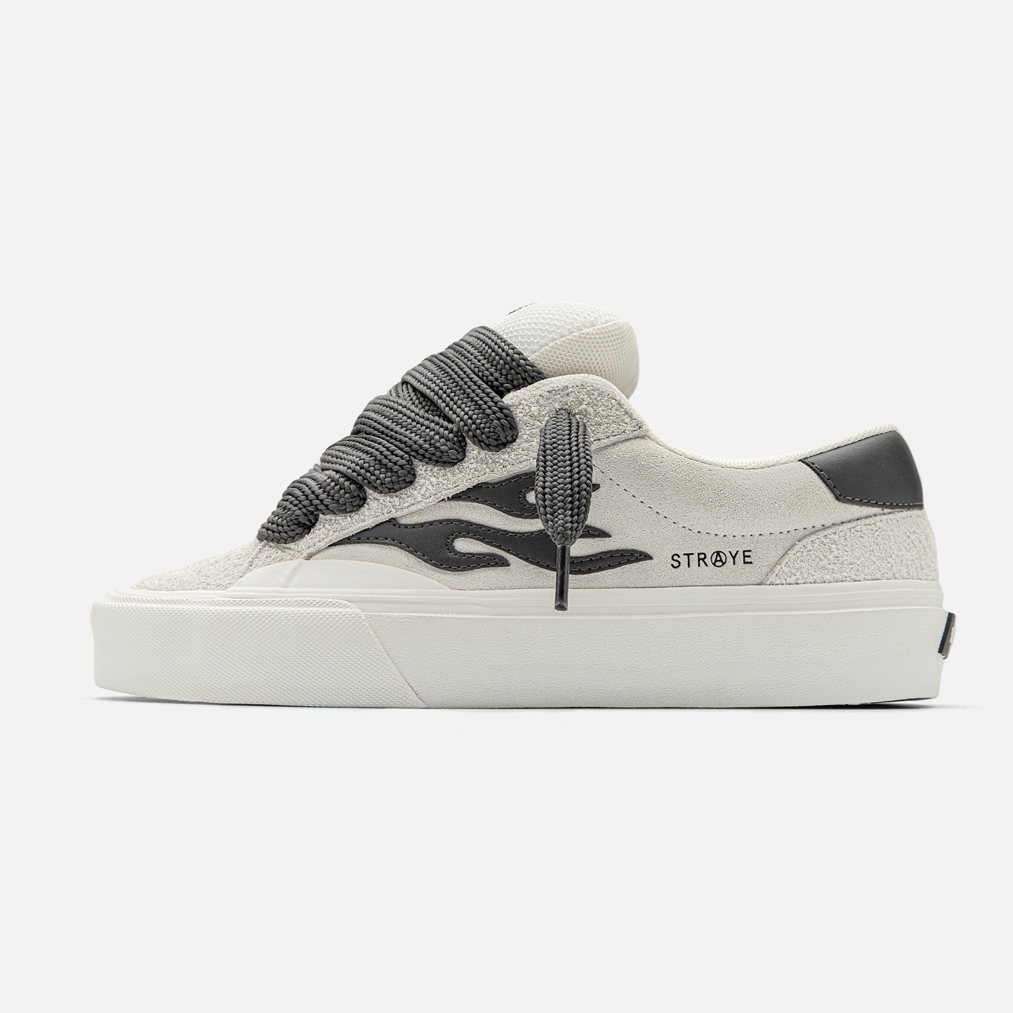 LOGAN PUFF | Low Top Skate Shoes | STRAYE