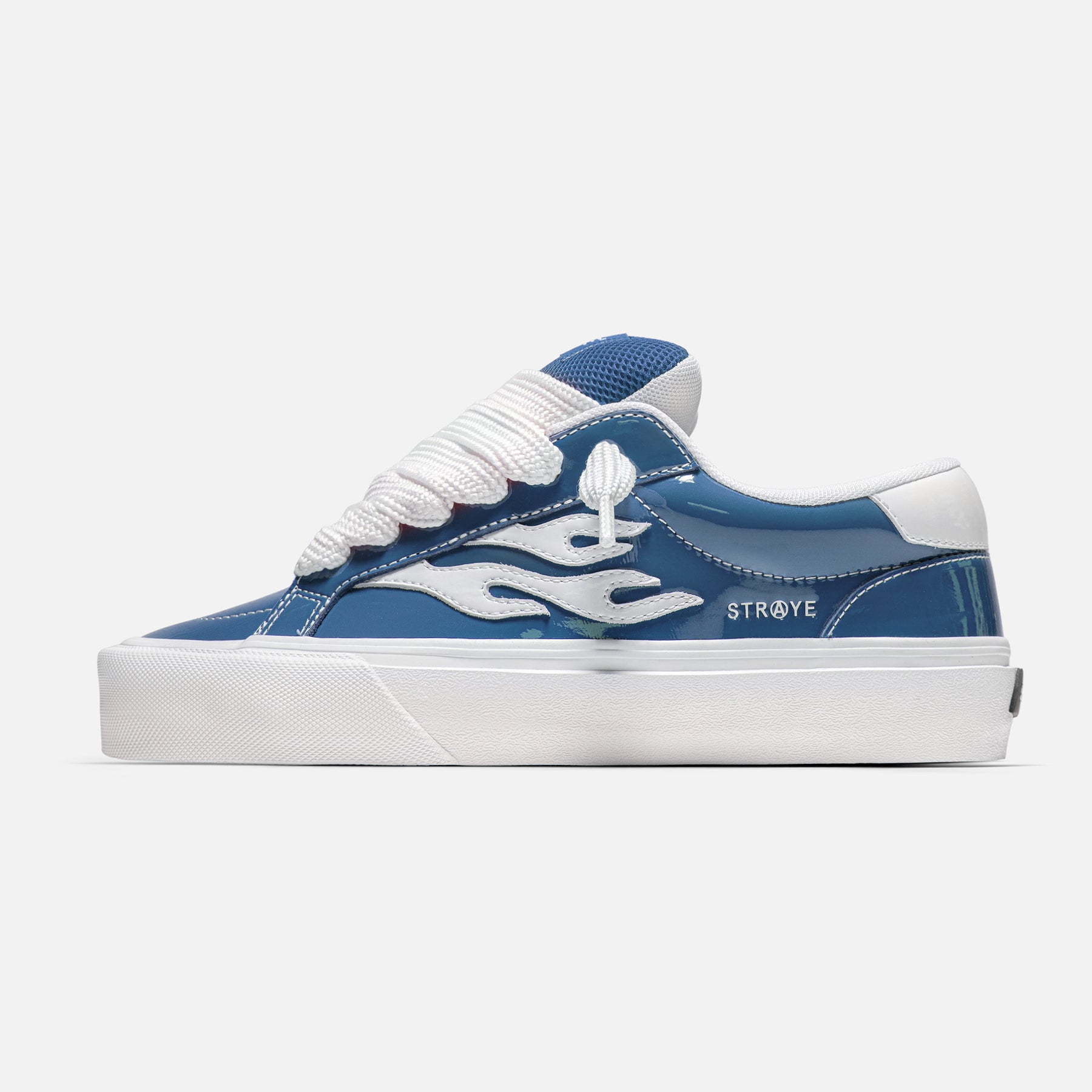 STRAYE Logan Puff Glossy Blue patent leather — puffy low-top skate shoe