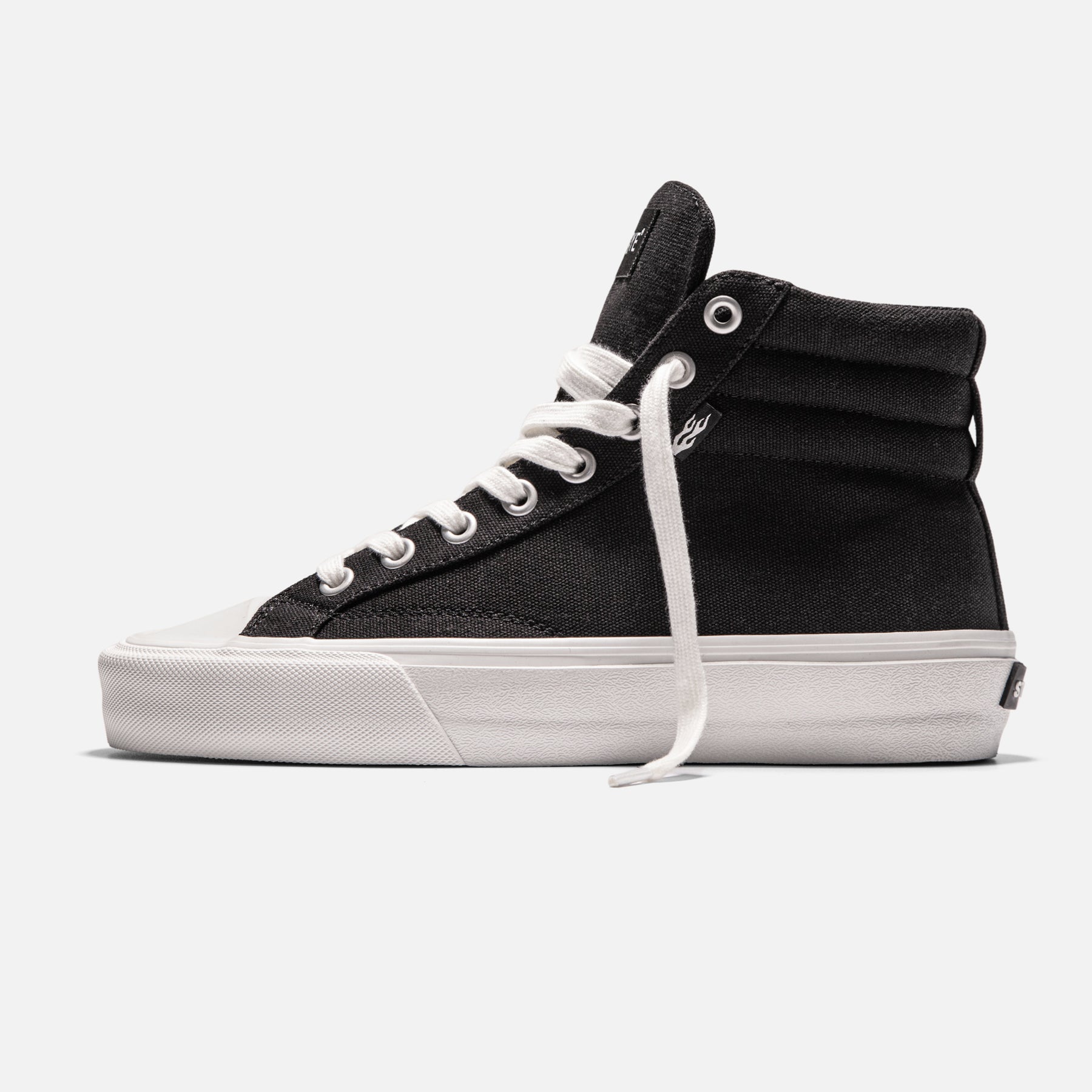 VENICE – Official STRAYE High-Top Skate Shoes